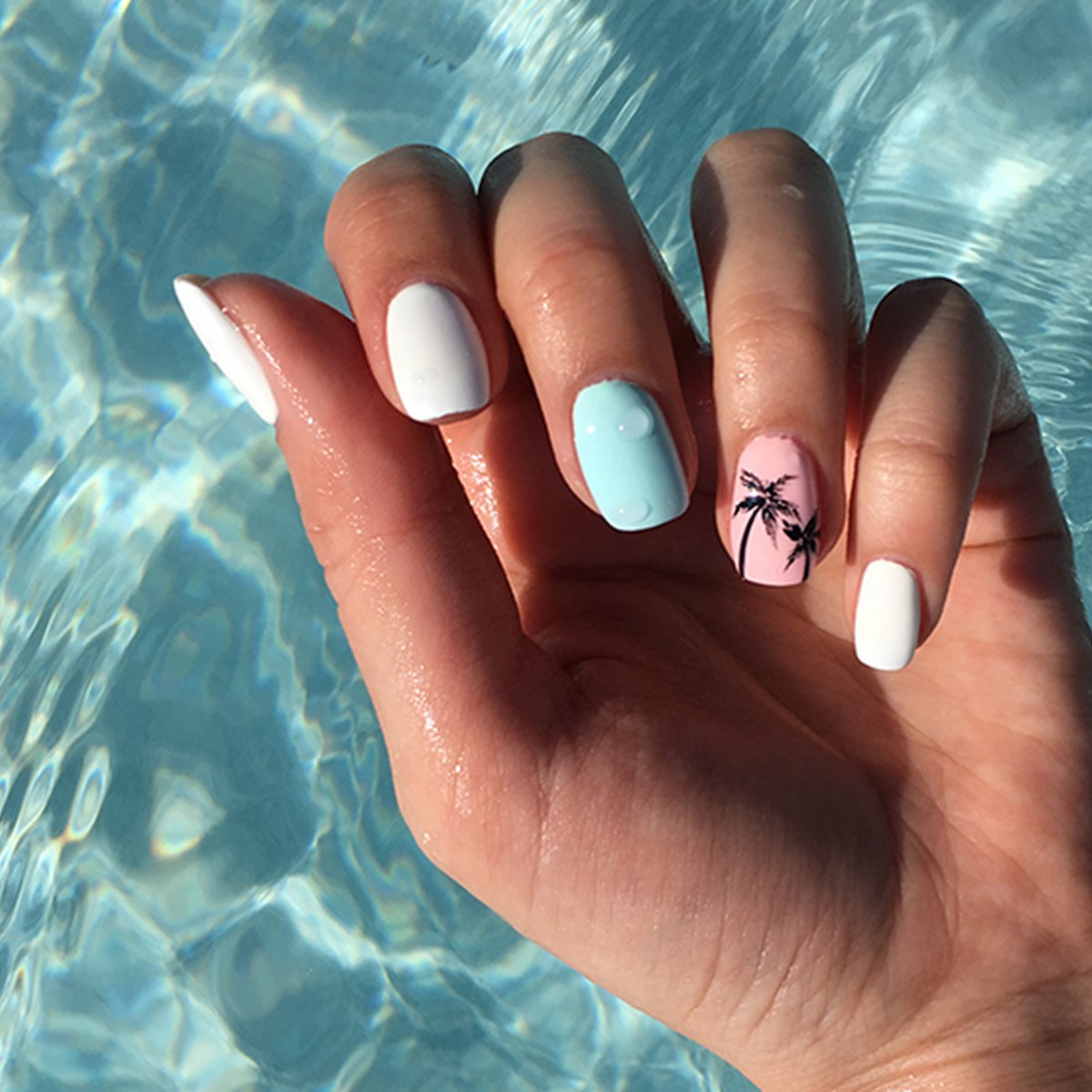 Letnji manikir 2025: trendi ideje za nokte tokom odmora | ACTIVE BEAUTY